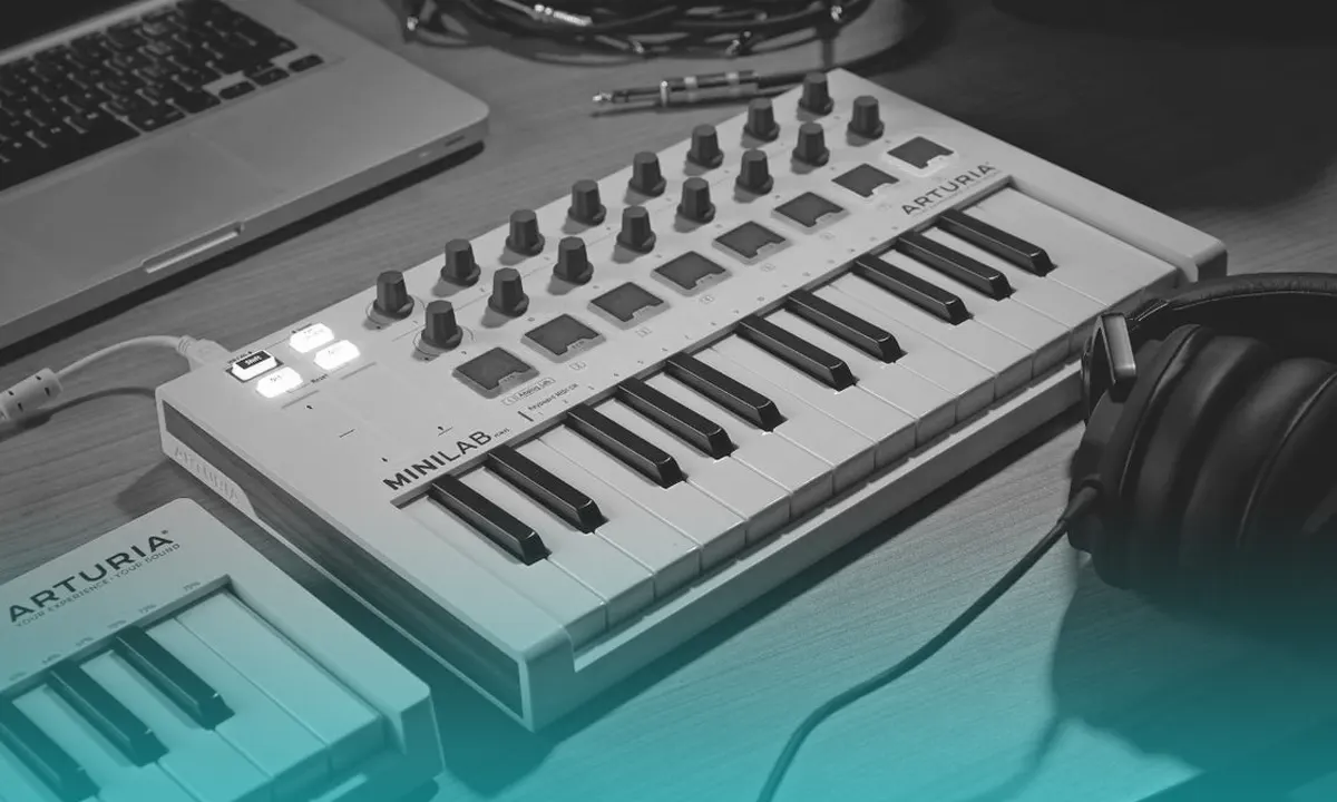 Descubre cómo mapear tu controlador midi en Logic Pro y transforma tu ...