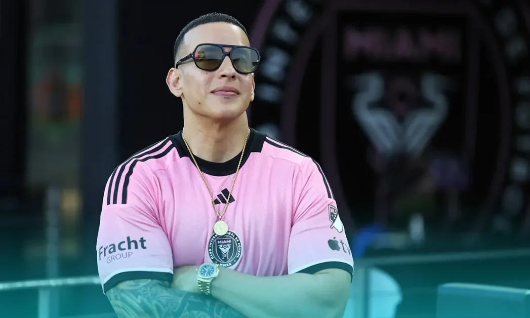 ¿Cómo ha cambiado Daddy Yankee su imagen desde sus primeros años?