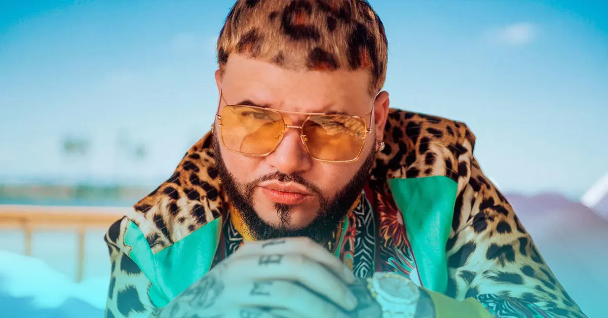 ¿Qué instrumentos sabe tocar Farruko además de cantar?